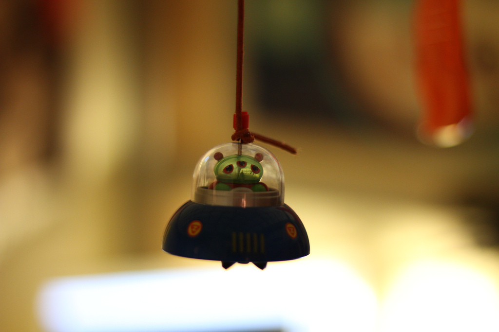 Don't Talk To Aliens - The Awl
